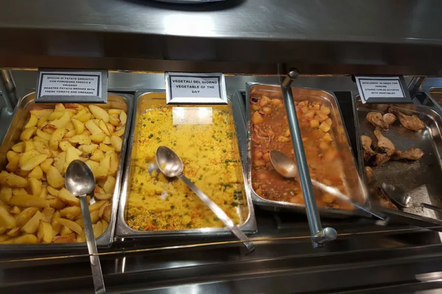 Food Choices for Crew Members Aboard Cruise Ships | Crew Center